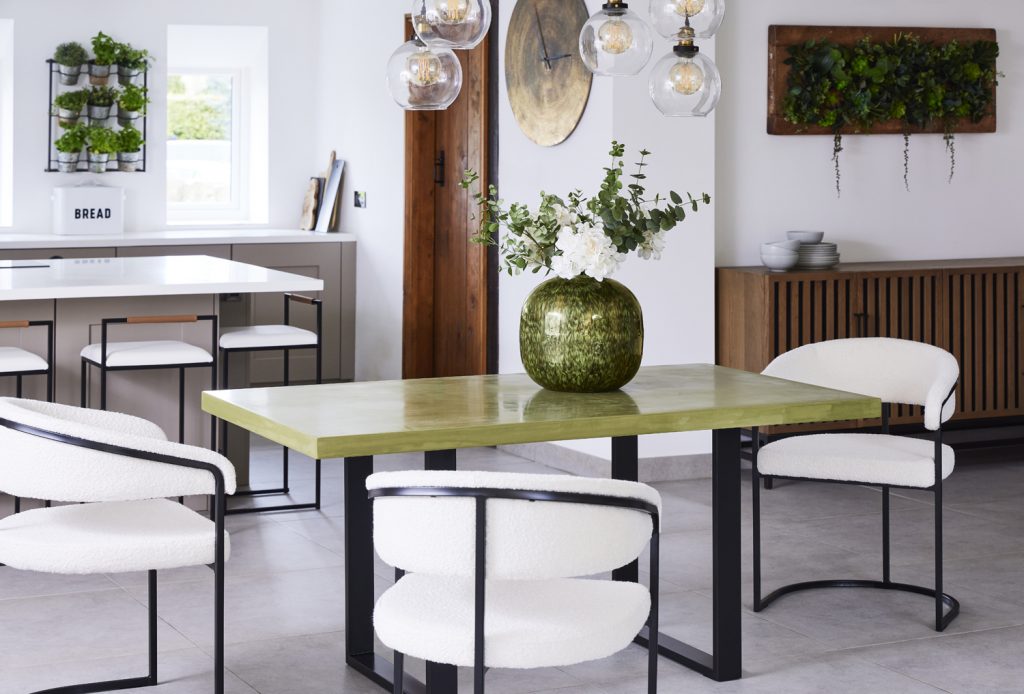 The Tavola Collection – Bespoke Concrete Tables in a Selection of Colours